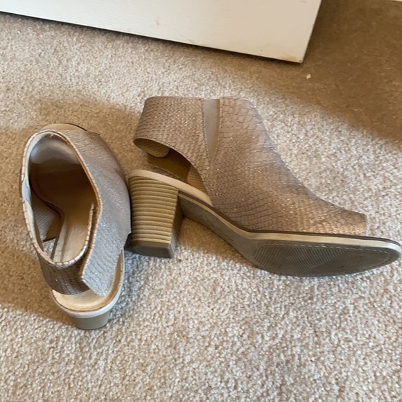 Gabor | Shoes | Size 7 Gabor Silvergray 3 Heel Bootie Sandal | Poshmark